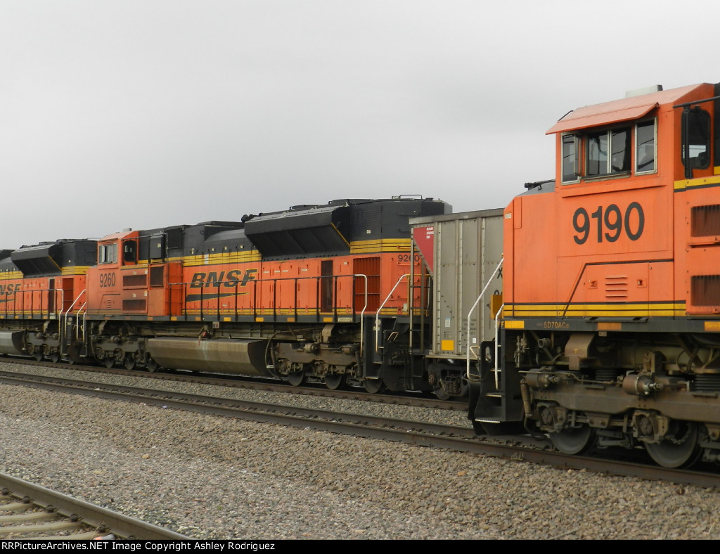 BNSF 9260